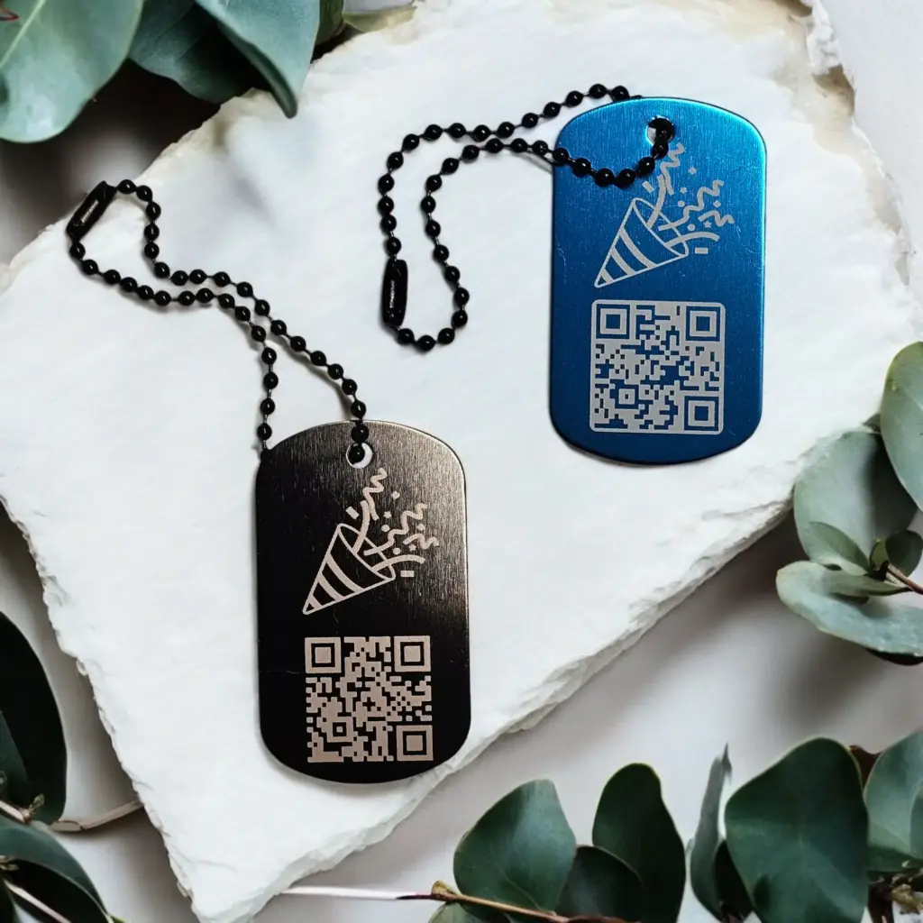 Party Popper Anhänger mit QR-Code | Metal Charms
